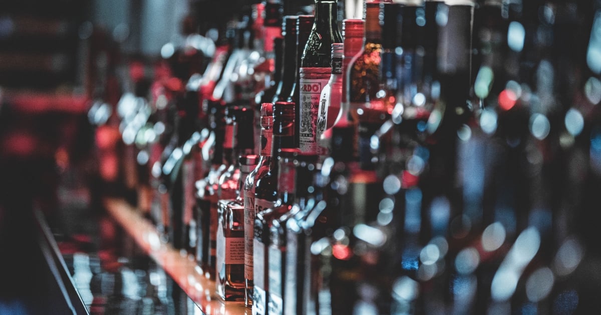 Wine Label Sizes and Shapes for Standard Bottles